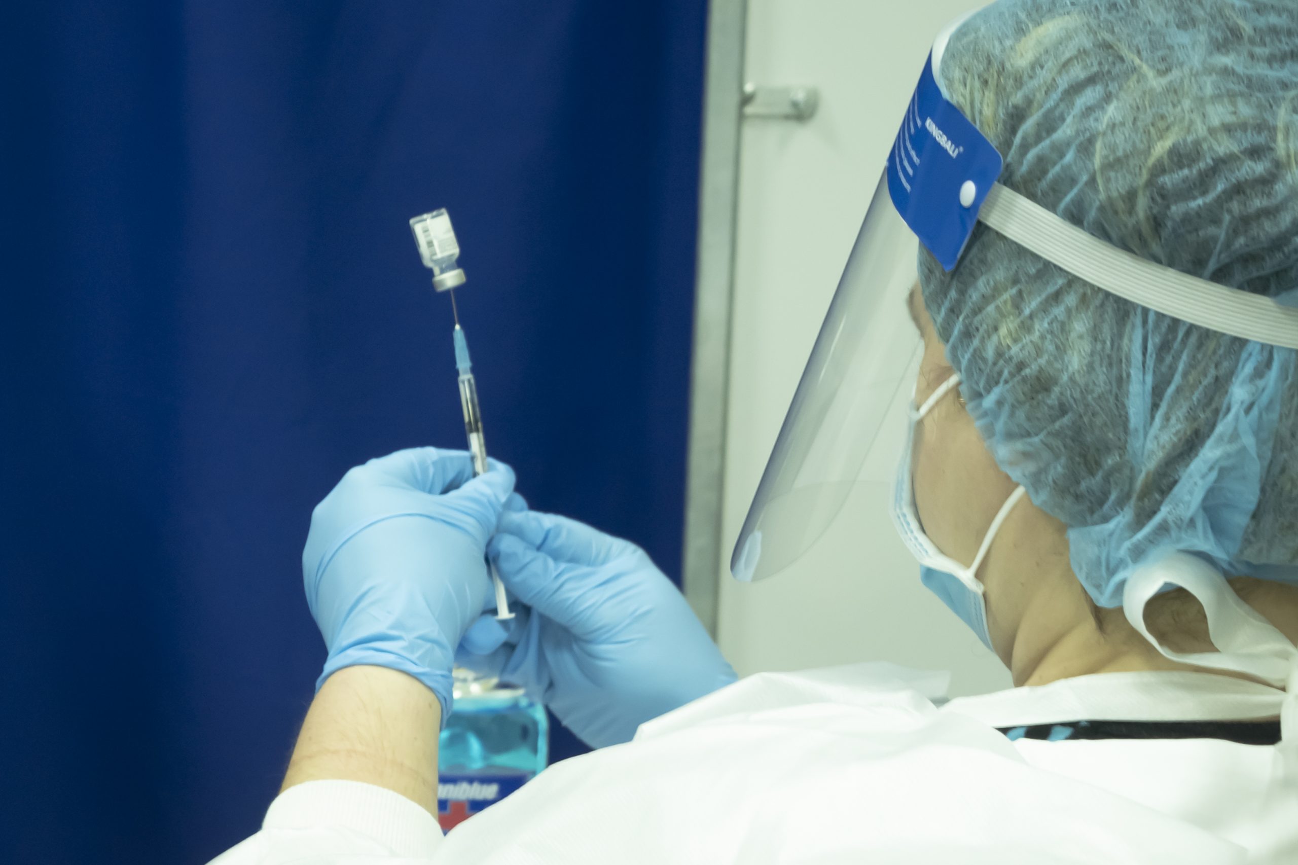 Noua formulă a vaccinului Covid-19, disponibilă și pentru schema de ...